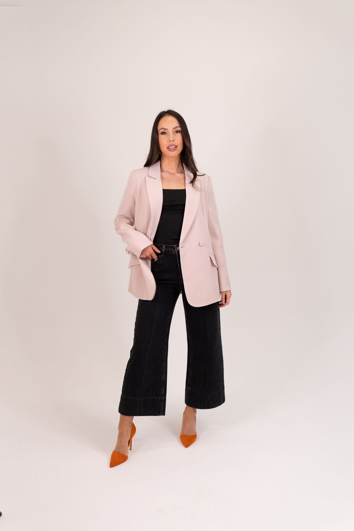 Nadia Longline Lapel Blazer In Neutral – The Walk in Wardrobe